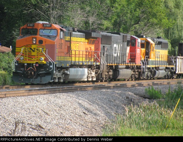 BNSF 5187 Aurora Sub.